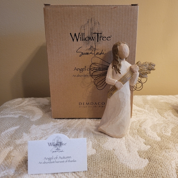 Willow Tree | Accents | Willow Tree Susan Lordi Angel Of Autumn New In ...